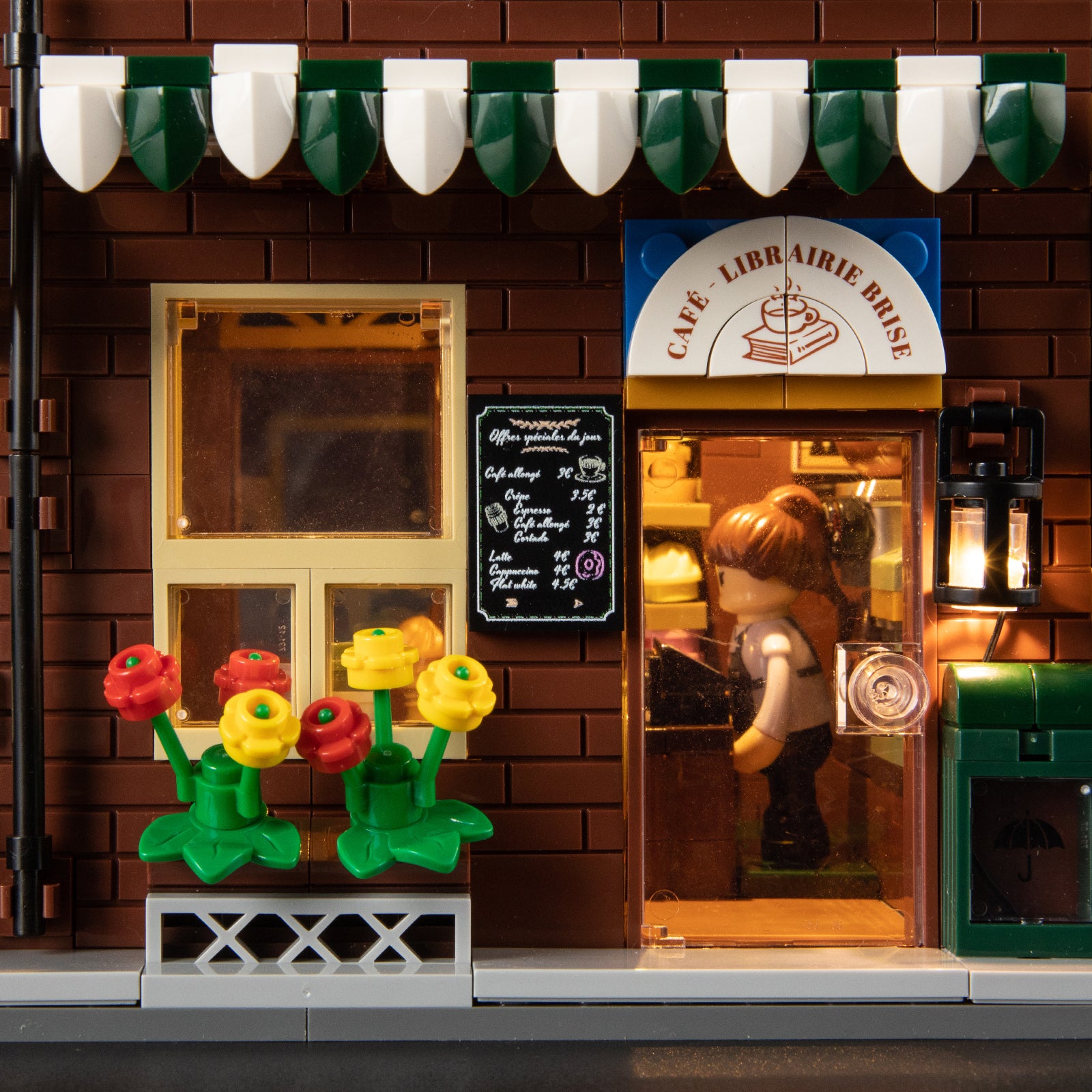 Funwhole Book-Cafe Building Bricks Set 1718 Pcs for Adults and Teen ...