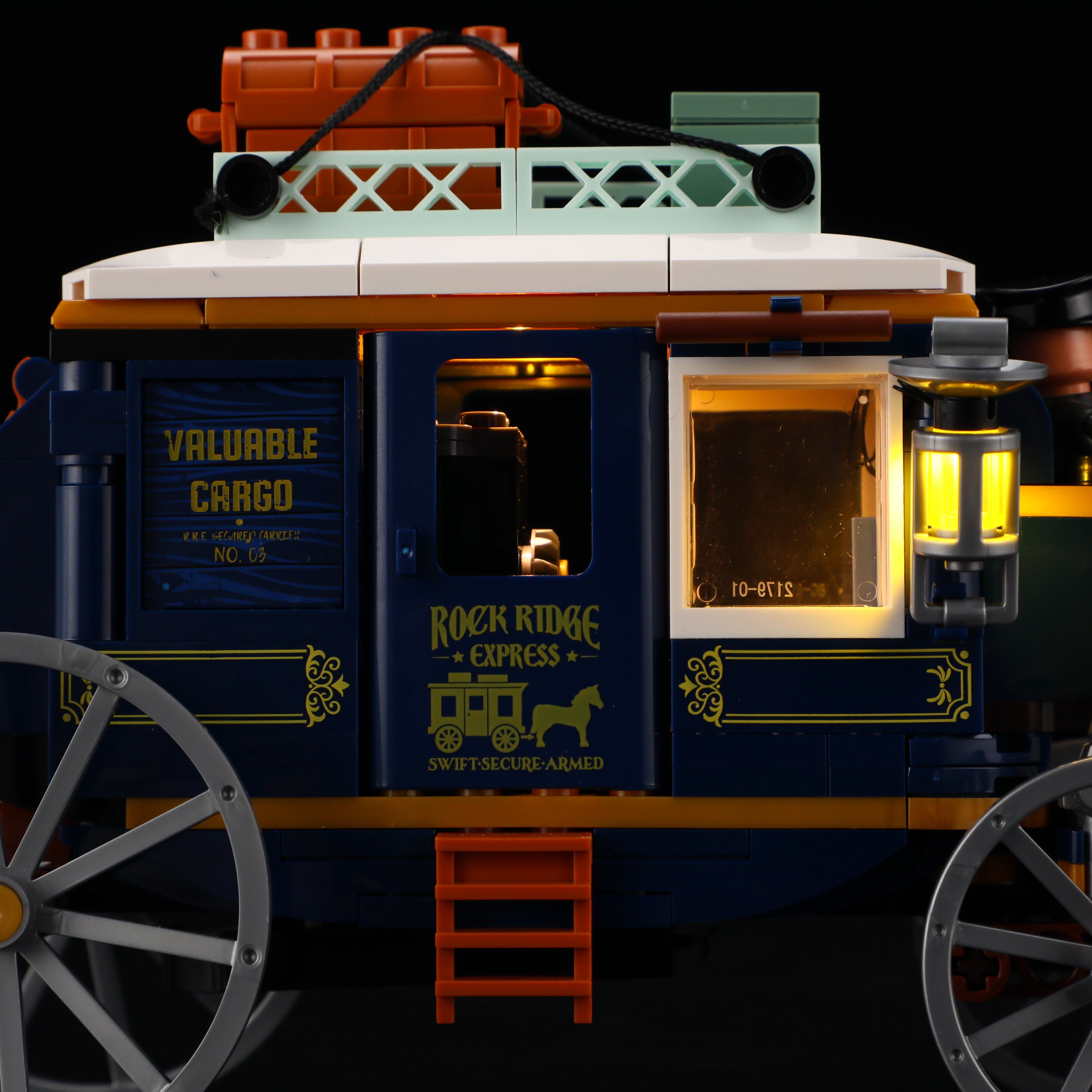 Lumibricks Treasure Stagecoach L9099 – Western Wagon Building Set
