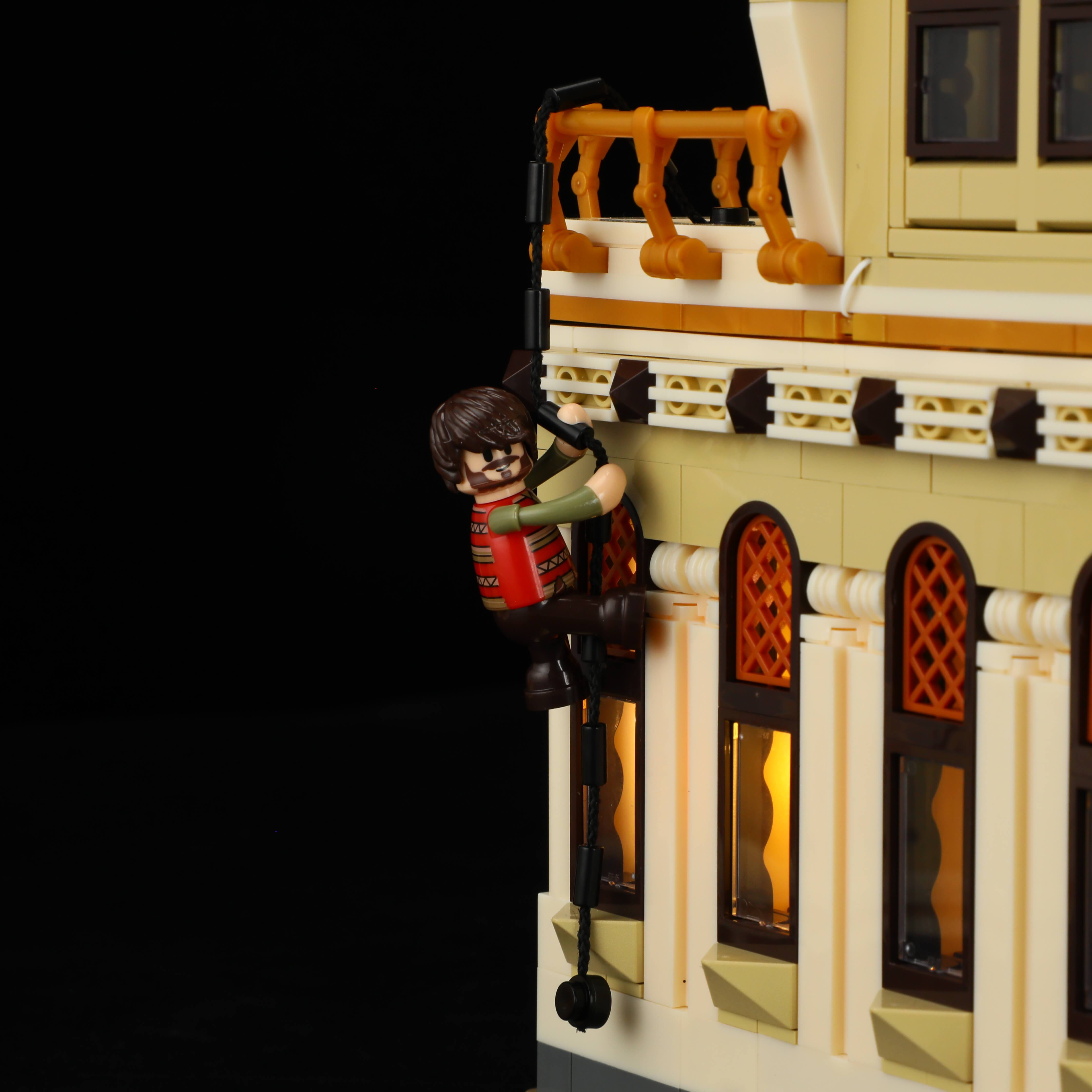 Lumibricks Western Bank Heist 14013 – Old West Building Set with LED Lights